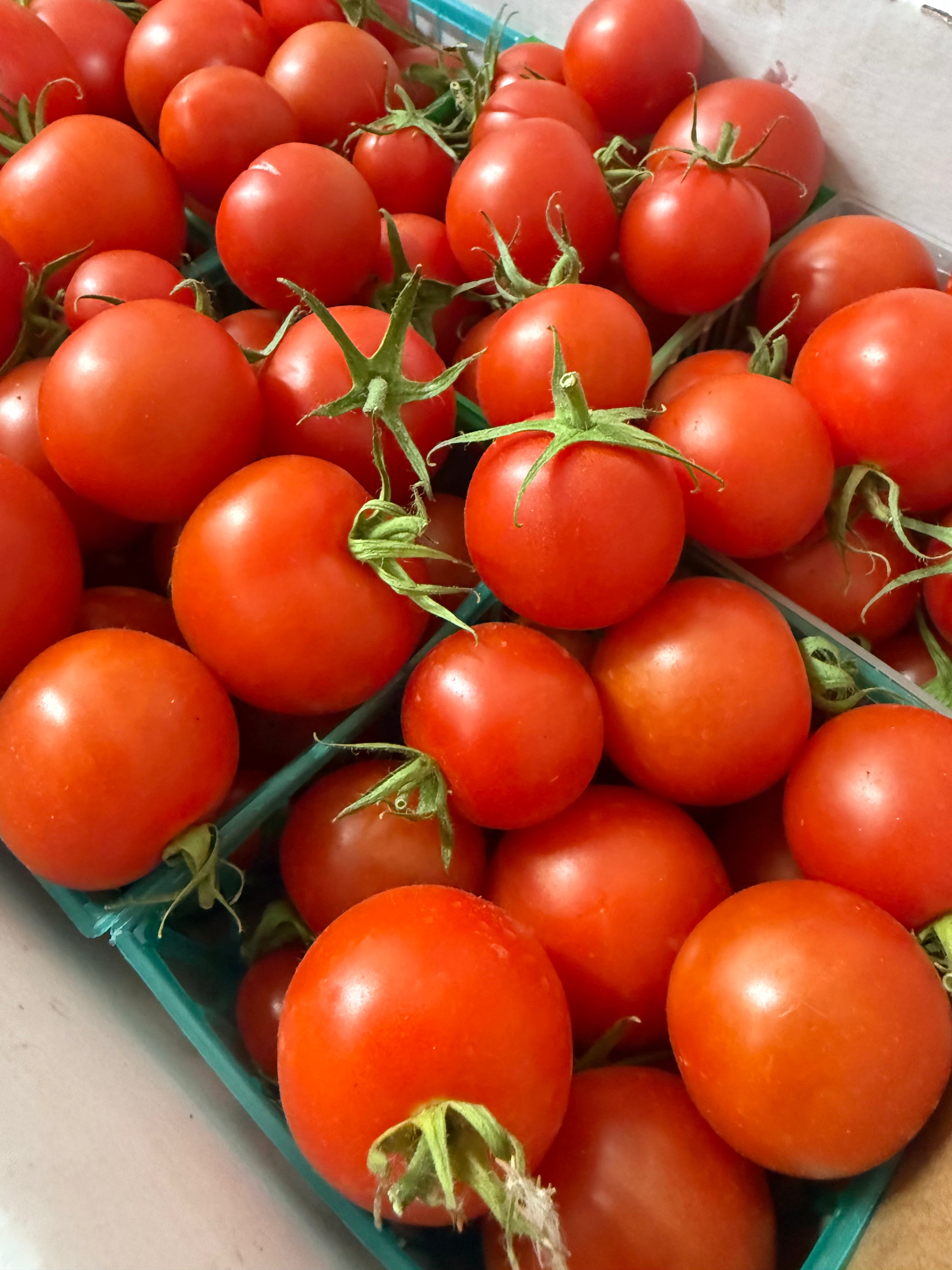 Organic Mountain Magic Cherry Tomatoes from Frecker Farms - 1 pint ...